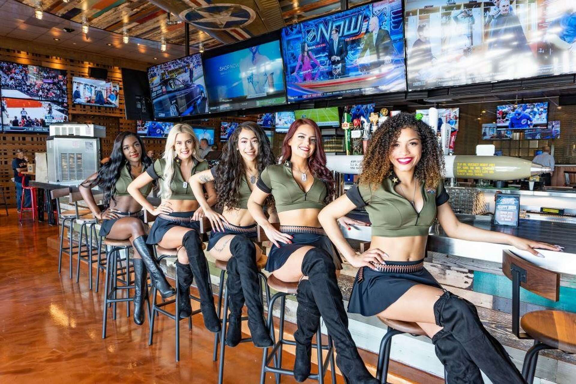 Bombshells closes two Houston locations amid realignment