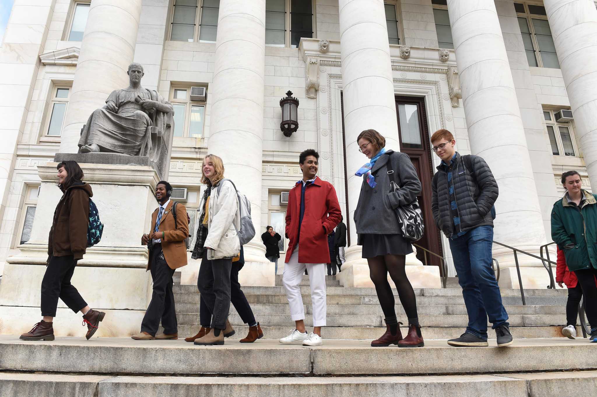 Charges dropped against Yale-Harvard climate change protesters