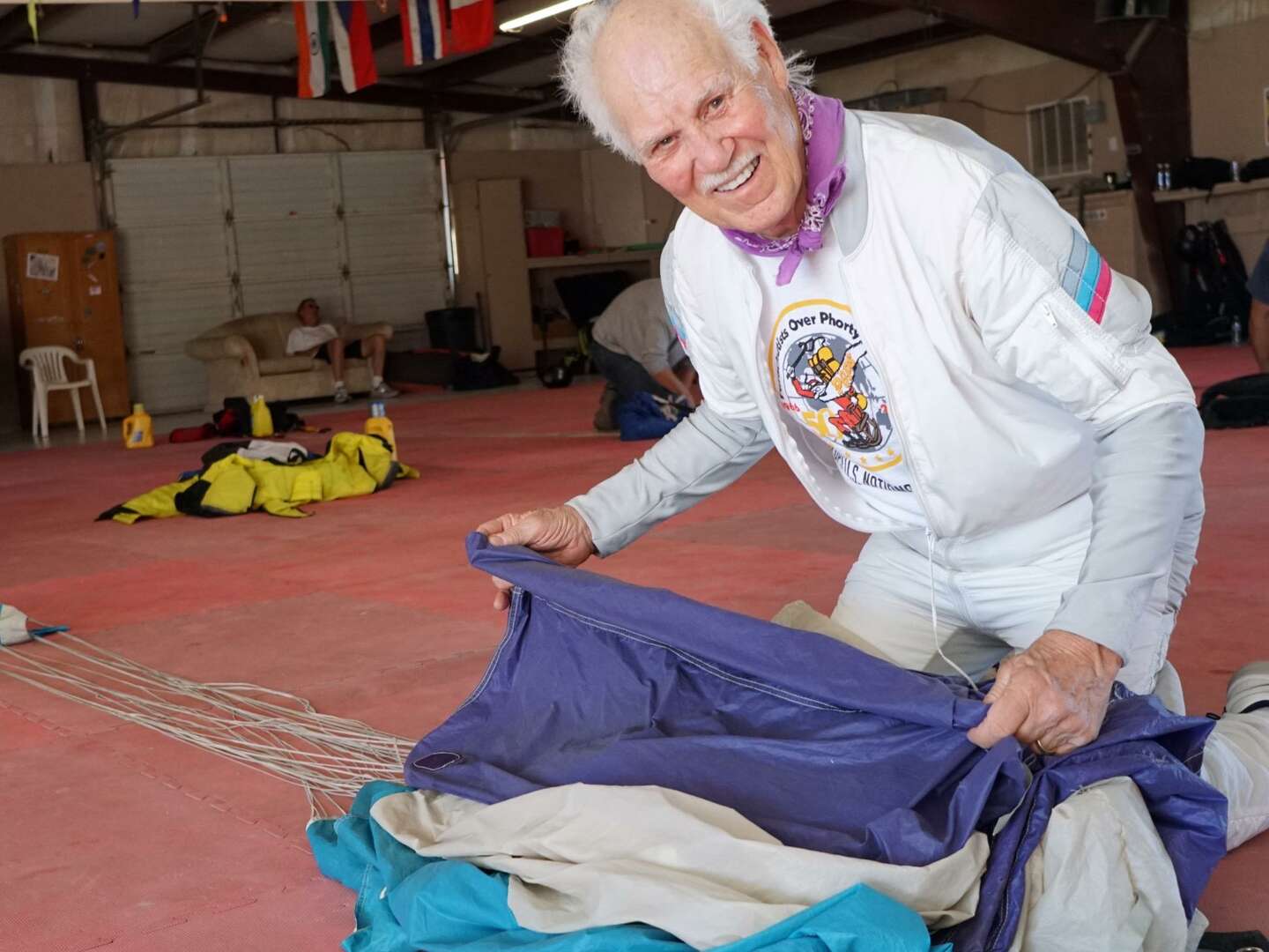 Meet California’s 88-year-old skydiver — who plans on jumping at 90