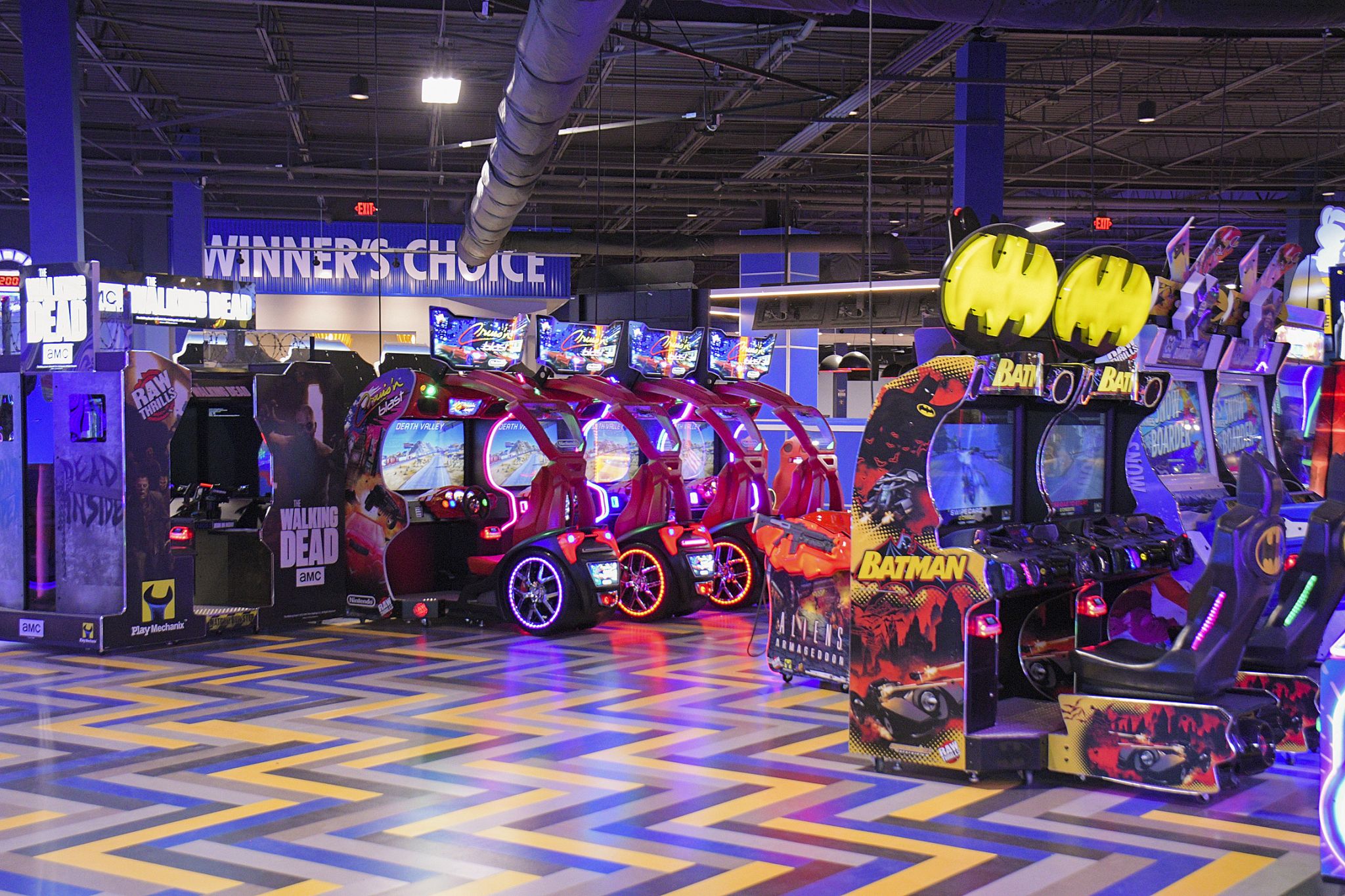 You can win $100k during Main Event Laredo's opening week