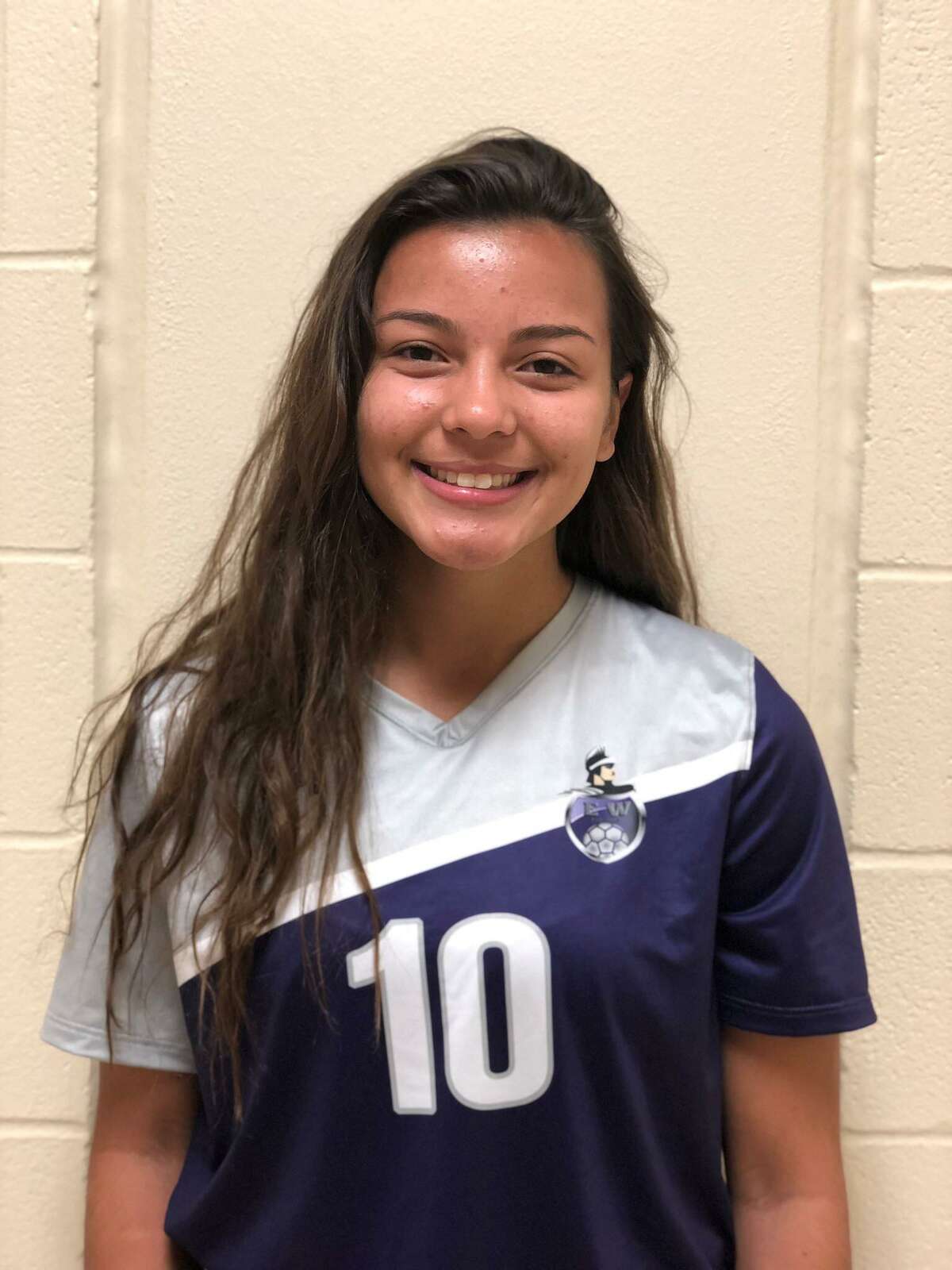 Girls Soccer Reagan Still No 1 New Braunfels Goalkeeper Earns E N