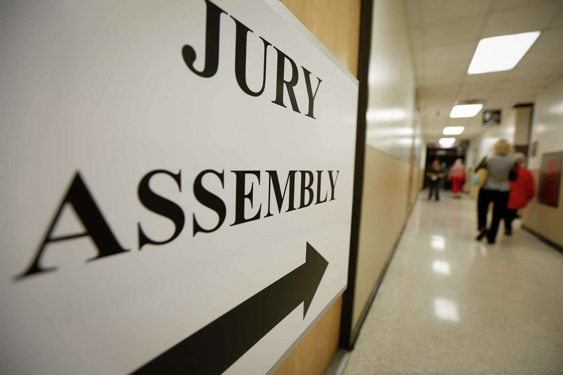 Battling the jury duty problem, where fewer than 1 in 4 show up
