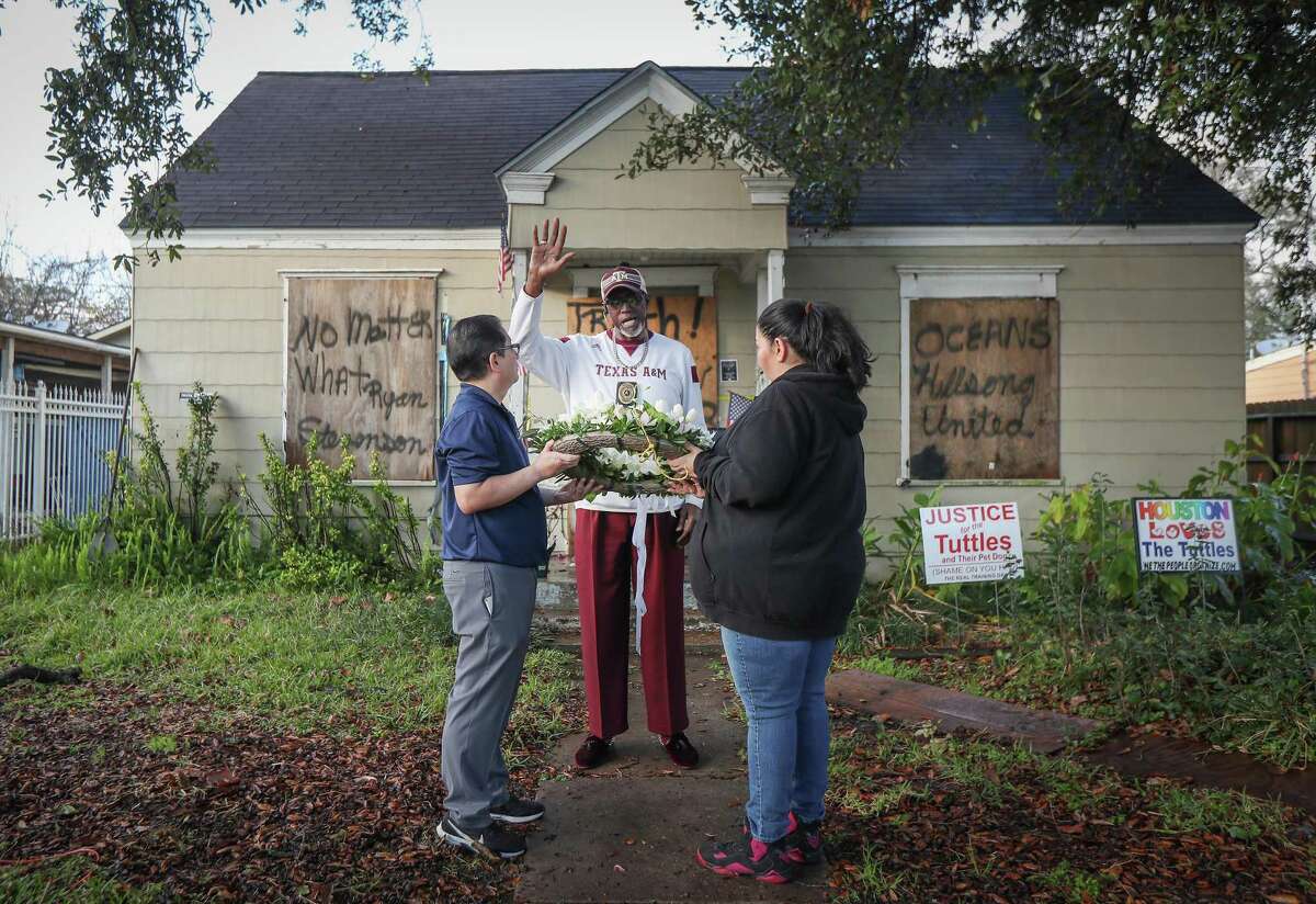 Houston marks a year since the fatal Harding Street raid