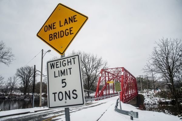 Midland's Currie Parkway Bridge finalized as one-way