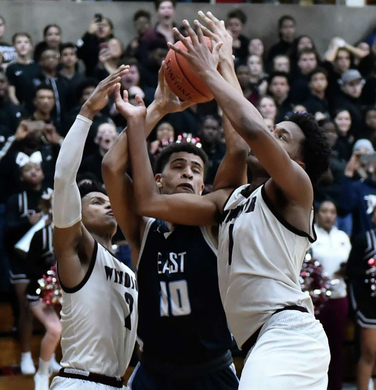 Jeff Jacobs: On a night of fire, Yale-bound Matt Knowling stands tall ...