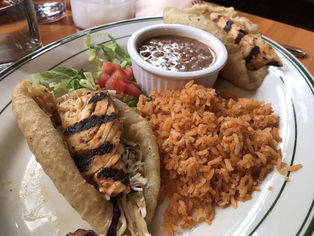 Actually good Super Bowl Sunday food and drink deals