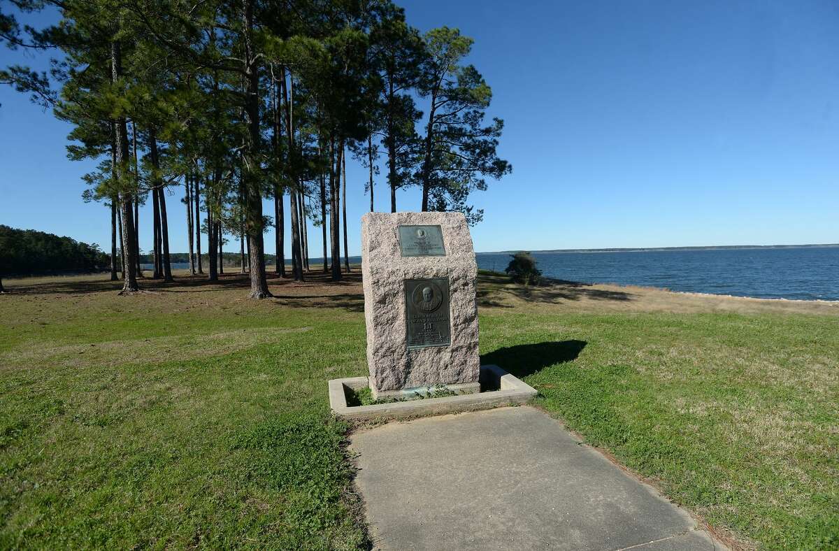 Rayburn Country closes doors, community awaits impact