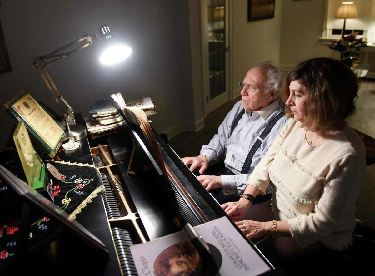 Greenwich husband-wife duo to play charity concert for blind pianists