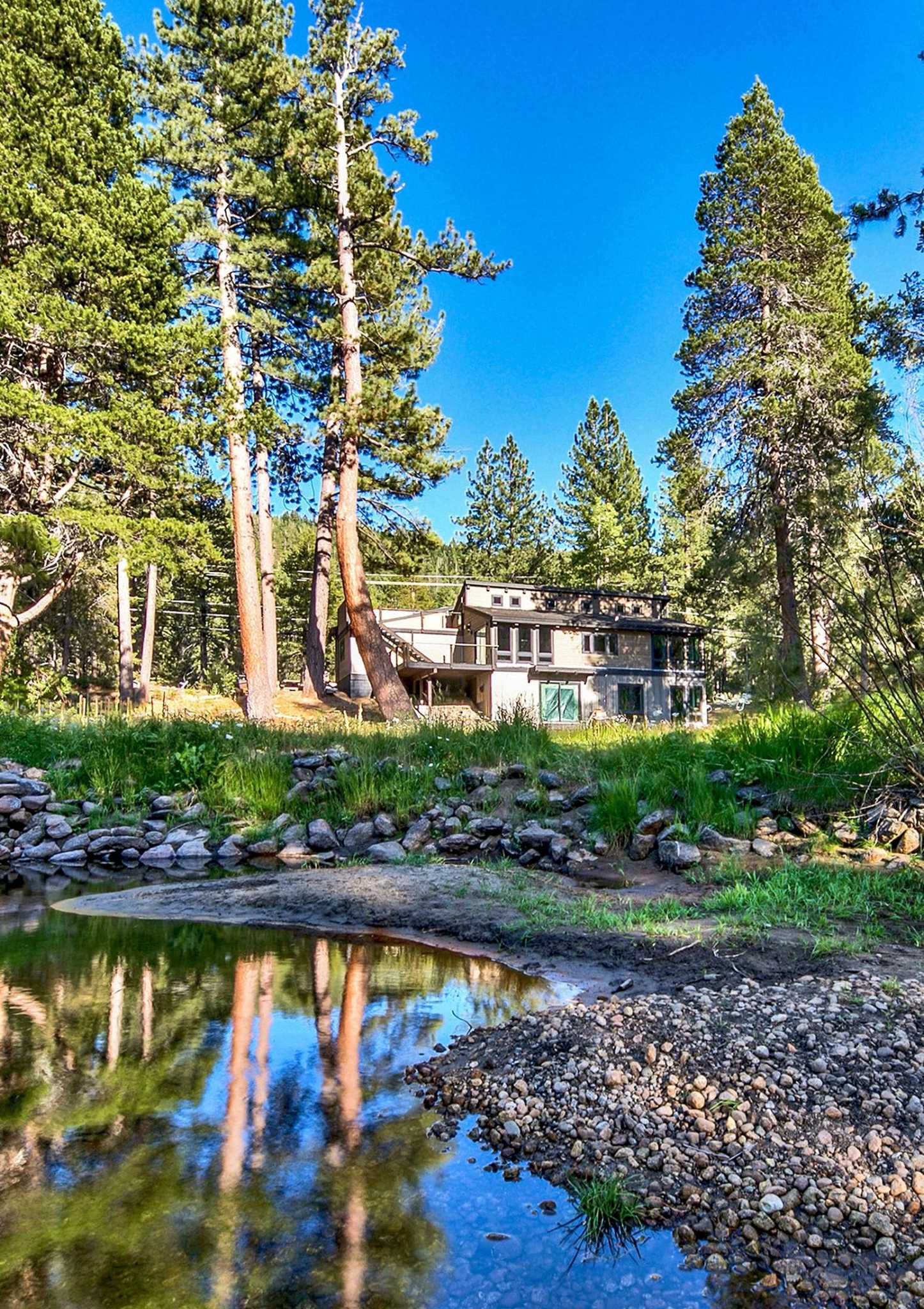 Getaway: Christmas Valley offers outdoor recreation a short drive from ...