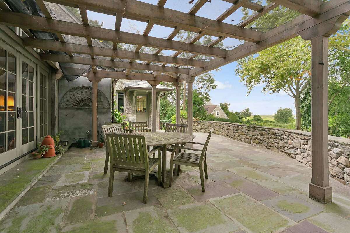 On the Market: Renovated antique English cottage in prestigious Sasco ...