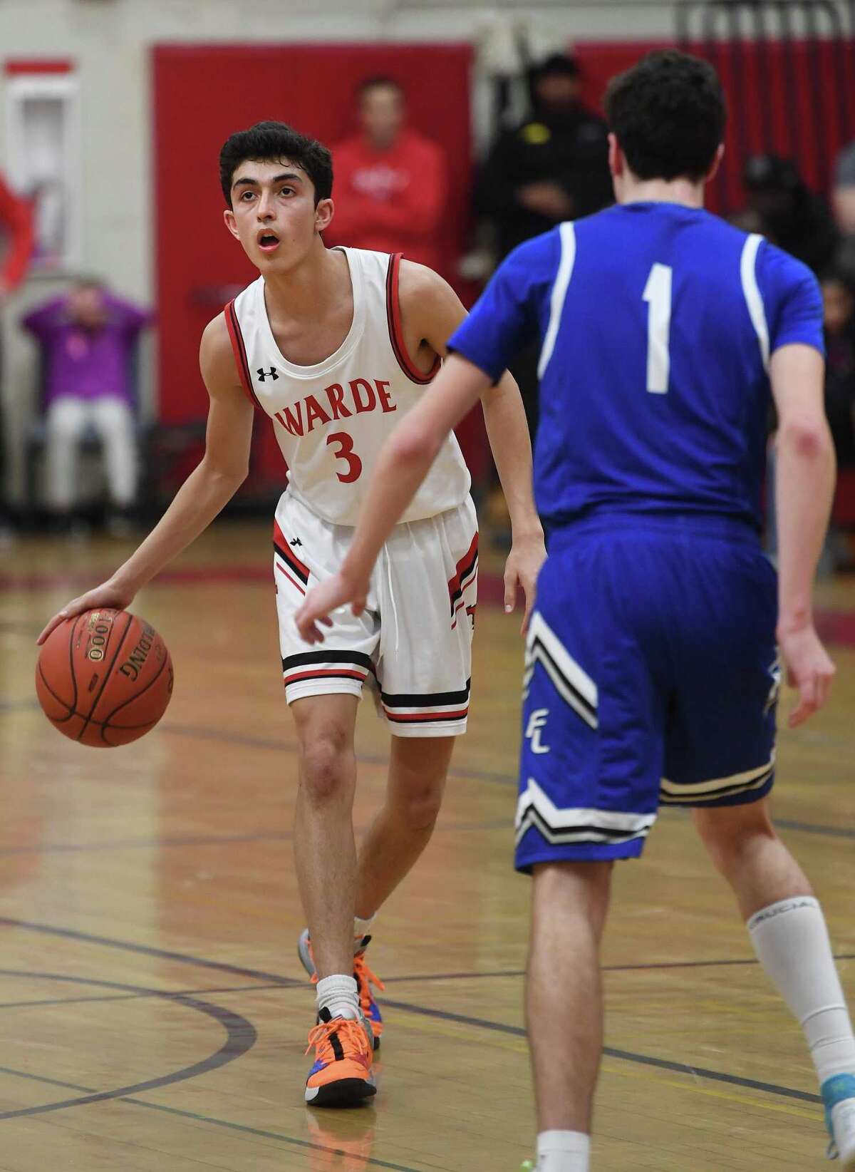 Defense dominates as Warde runs past Ludlowe