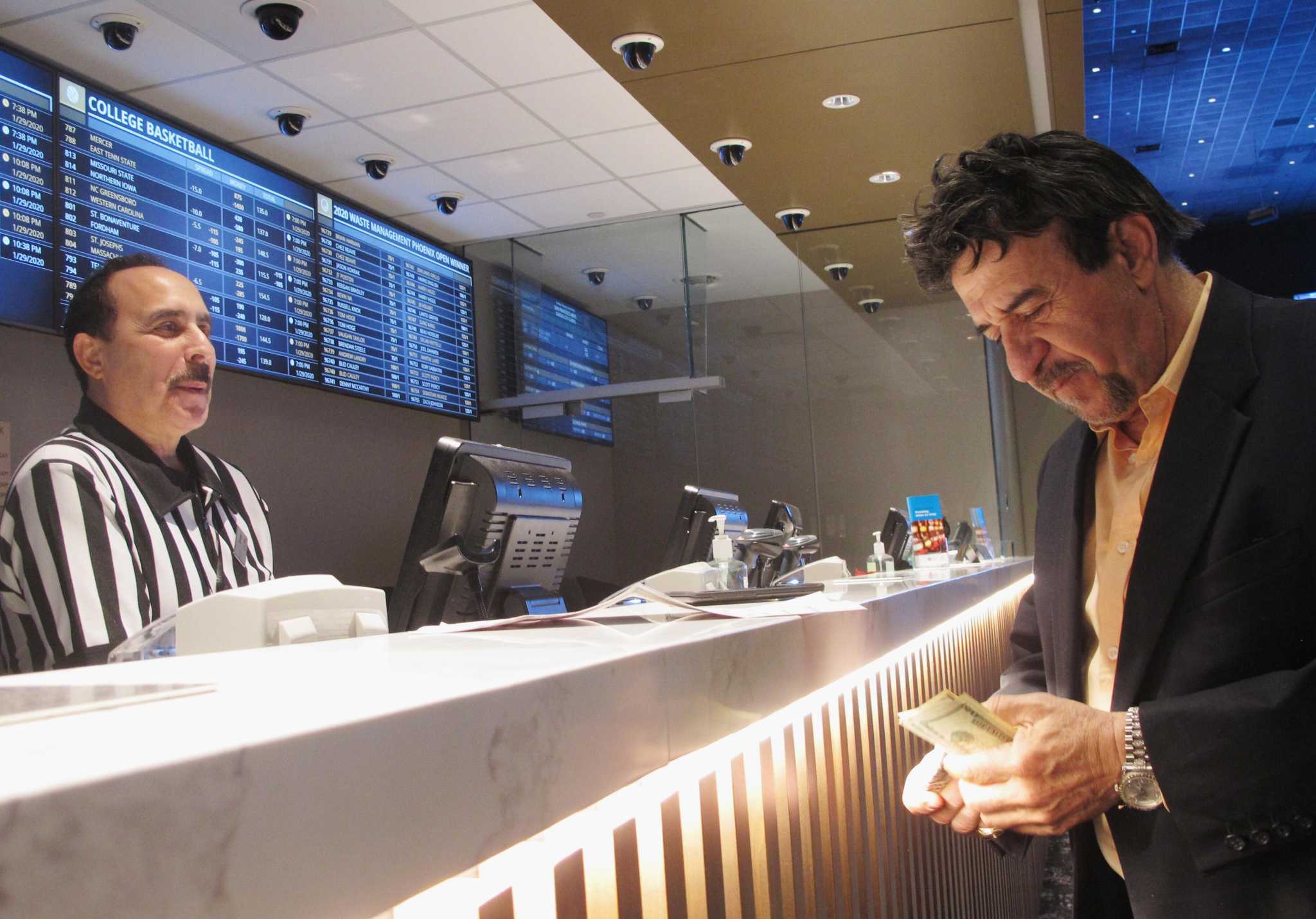 Dan Haar: A sports betting compromise that might pay off