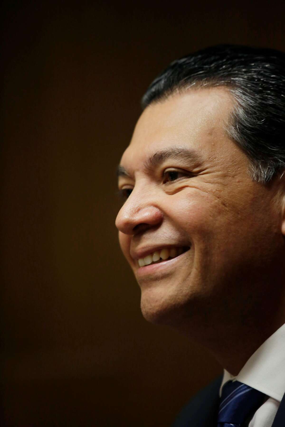 Editorial: California gets its first Latino U.S. senator: Alex Padilla