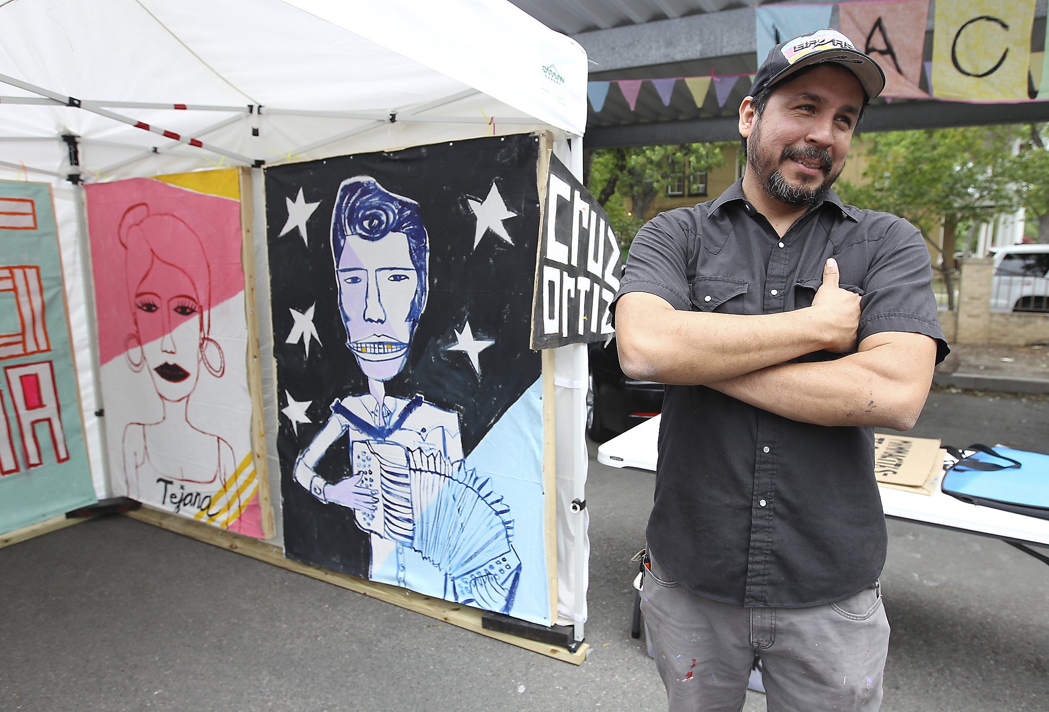 Artist Cruz Ortiz made a name for himself in San Antonio. Now he's ...
