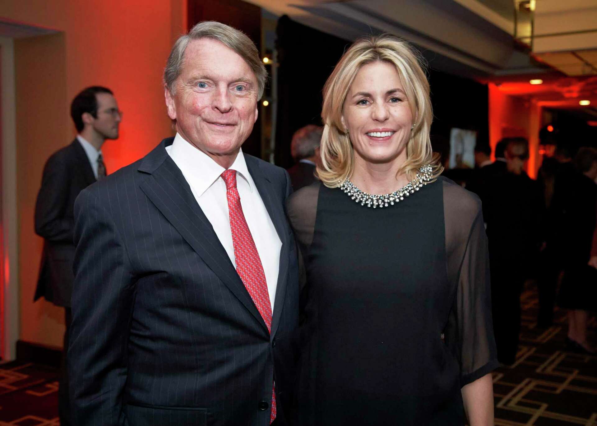 David Ogilvy, of Sotheby’s Greenwich, dies at 77