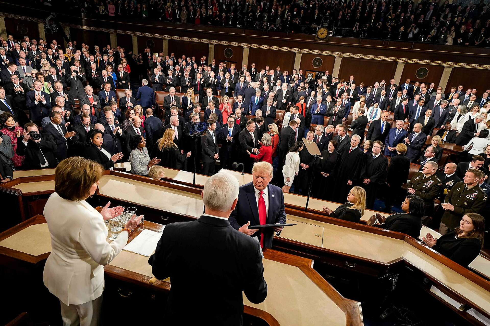 Nancy Pelosi rips up speech after Trump completes State of the Union
