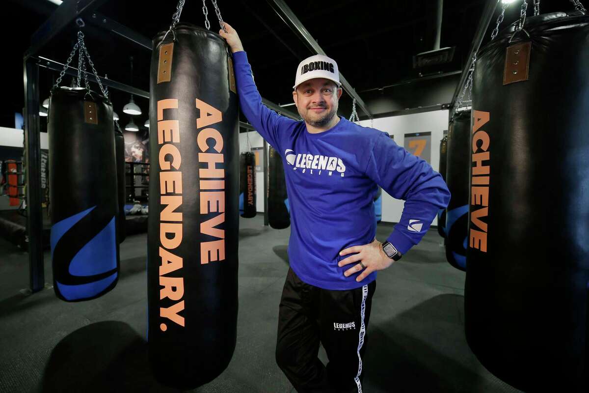 Why a Houston lawyer traded in his suit and tie for boxing gloves — and ...