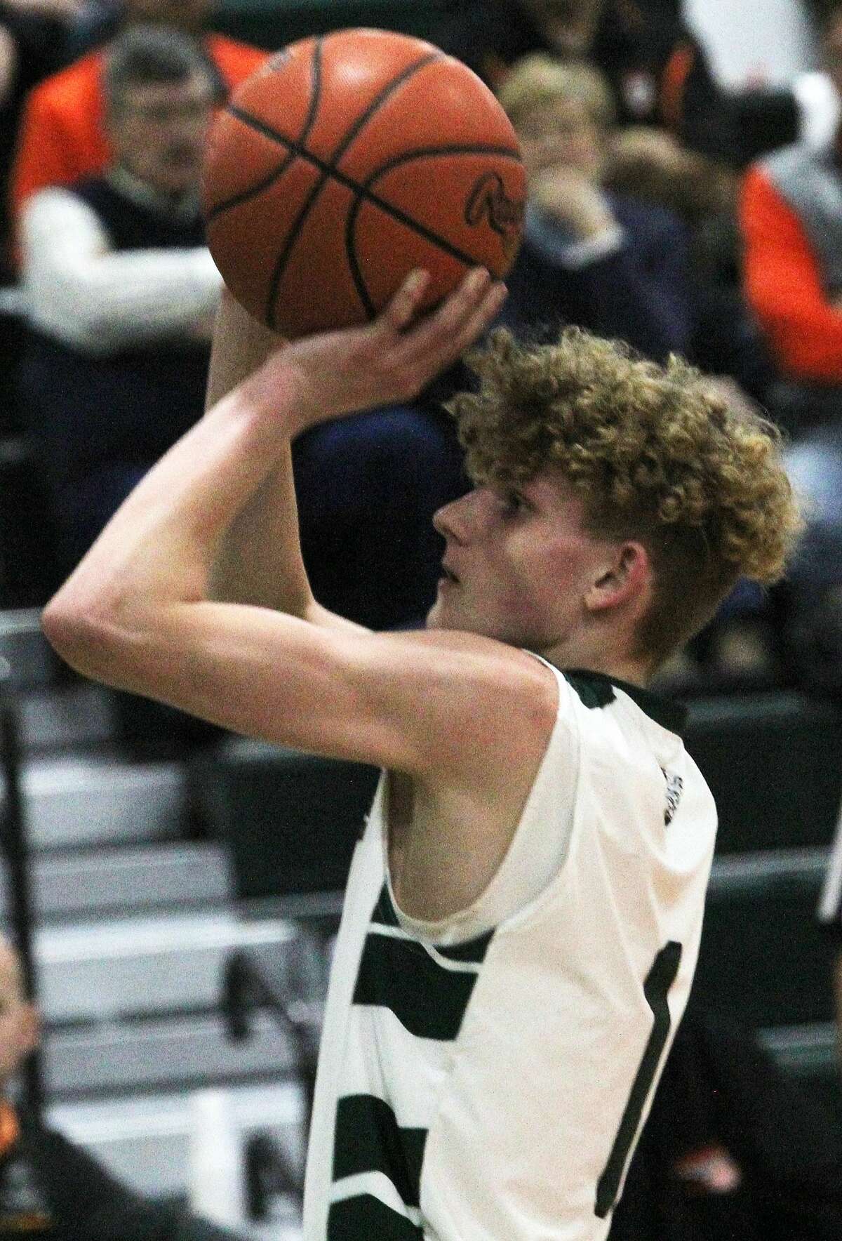 Hoops, a love story: Laker’s Kozfkay enchanted by basketball