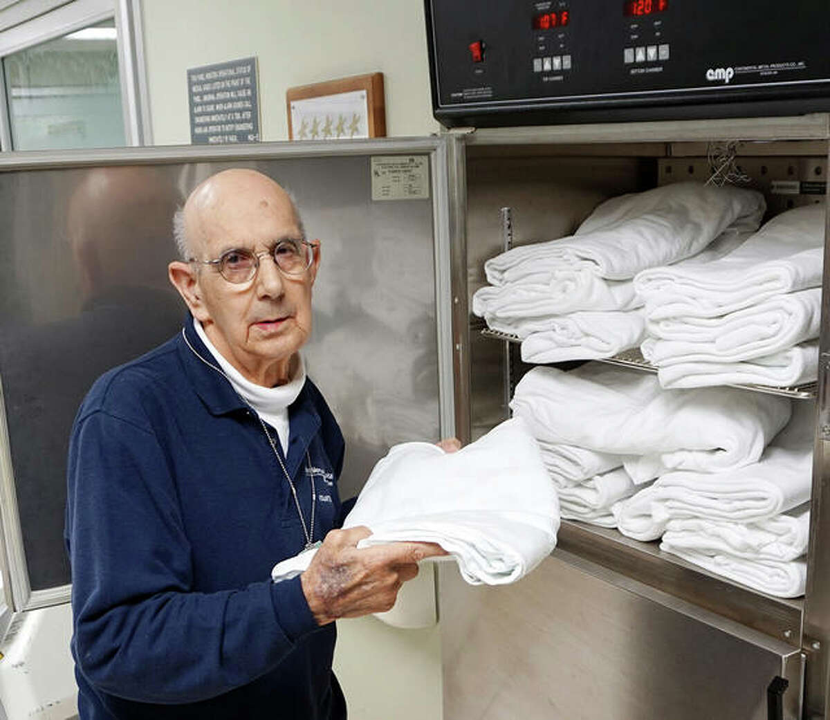 ‘There will never be another Carl Draper’: AMH volunteer with 40,000 ...