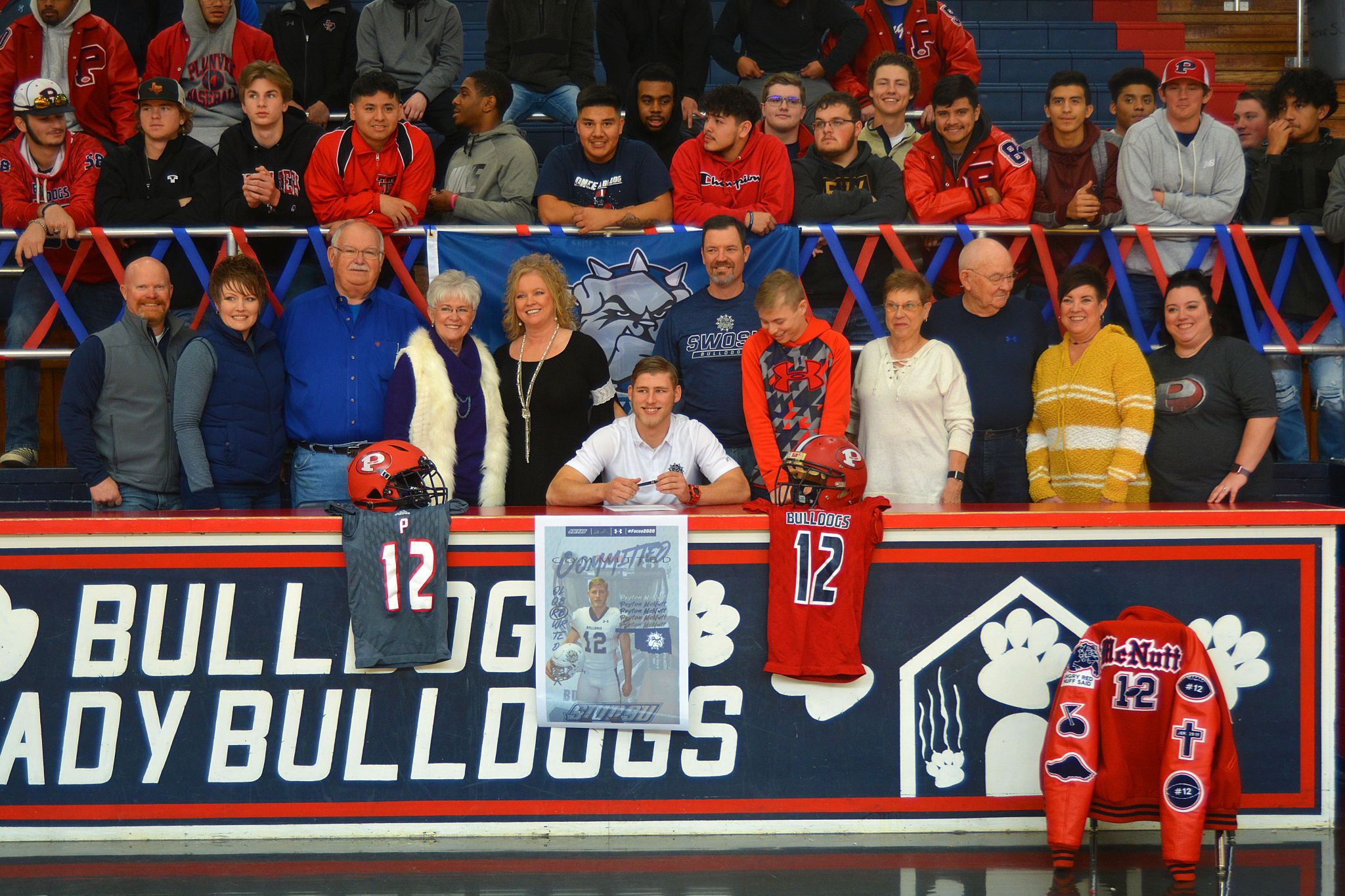 Plainview’s McNutt, Abernathy's Keith sign NLI