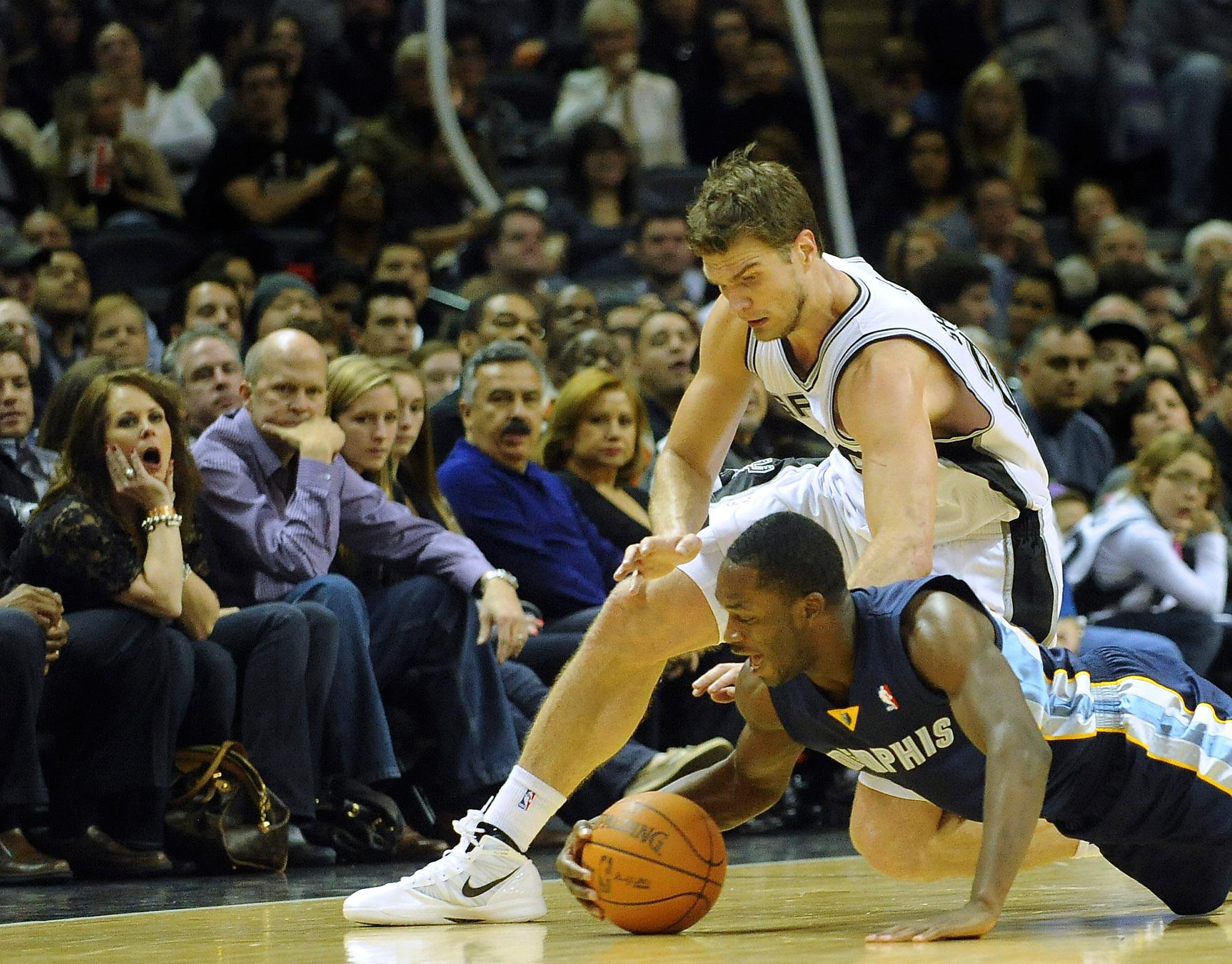 Warriors sign Santa Cruz’s Jeremy Pargo to 10-day contract