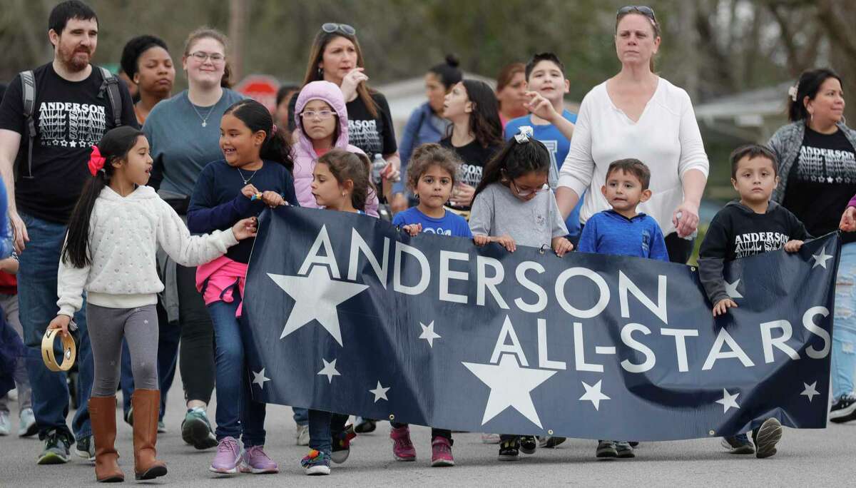 Conroe honors Coach Tolbert, community leaders