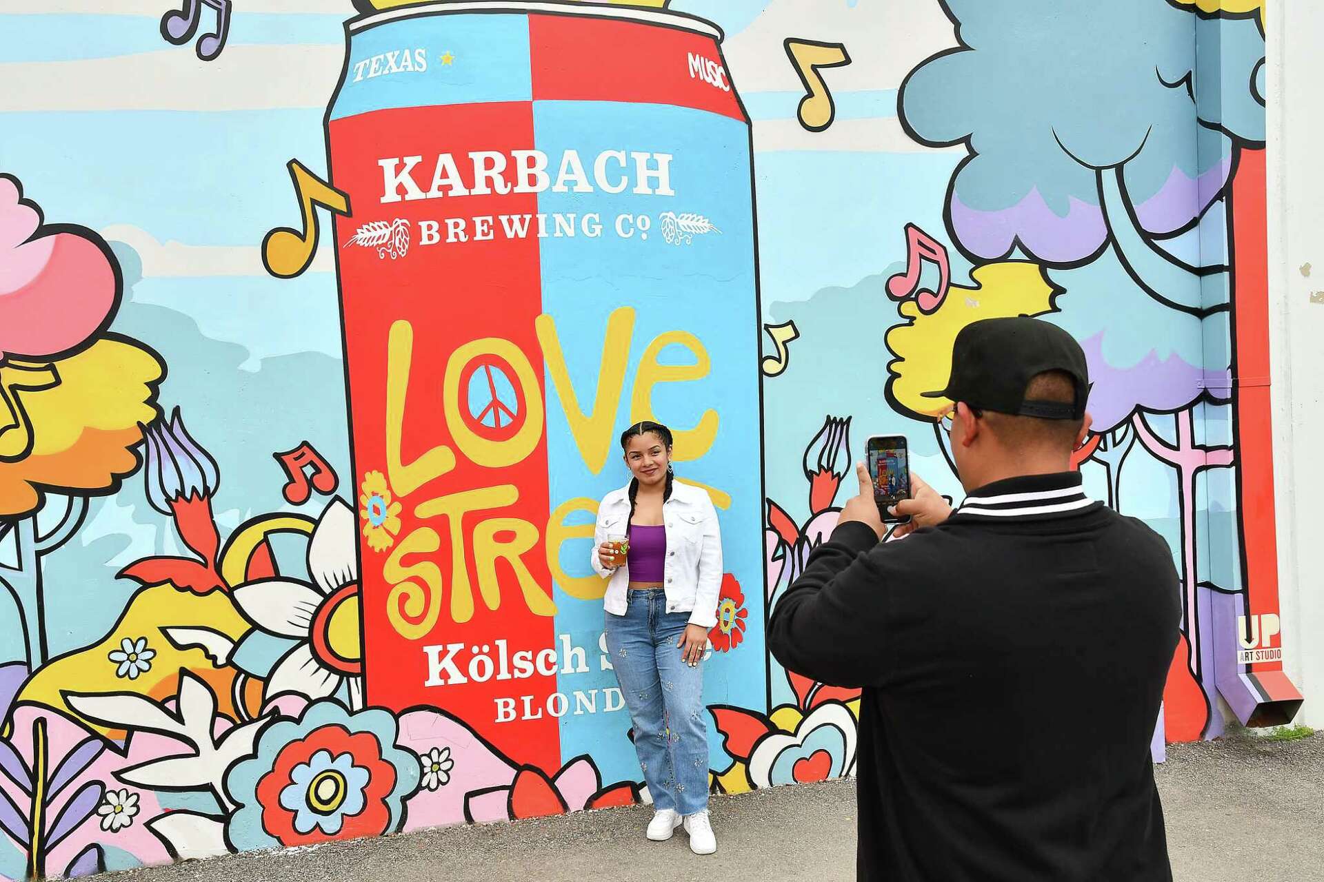 Houston brewery Karbach hypes soon-to-open pizza restaurant