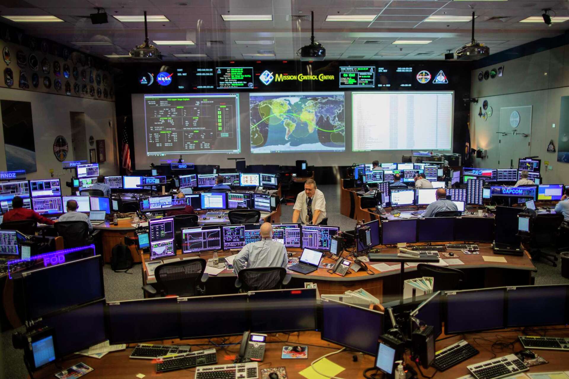 NASA introduces new class of flight directors