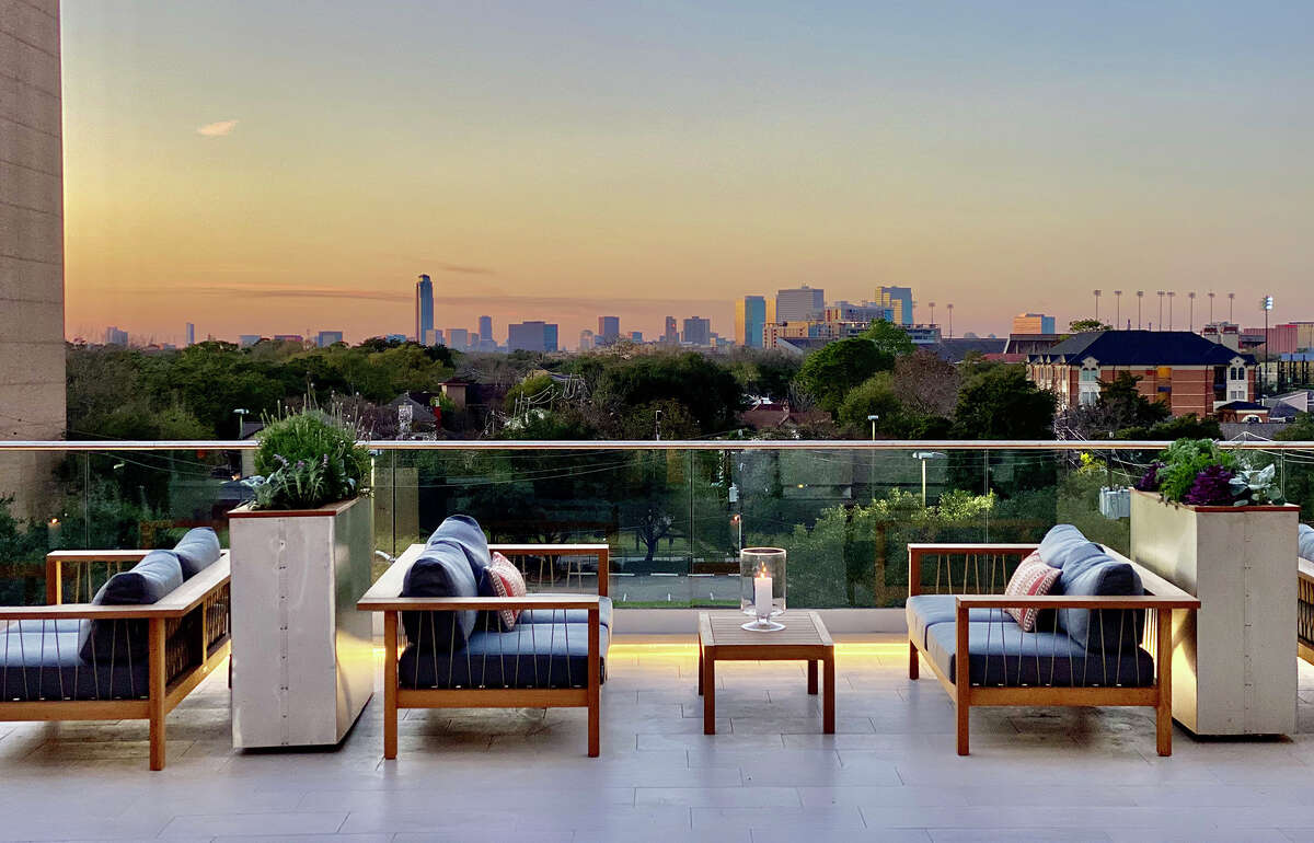 First look: Terrace 54 Bar + Table in Med Center