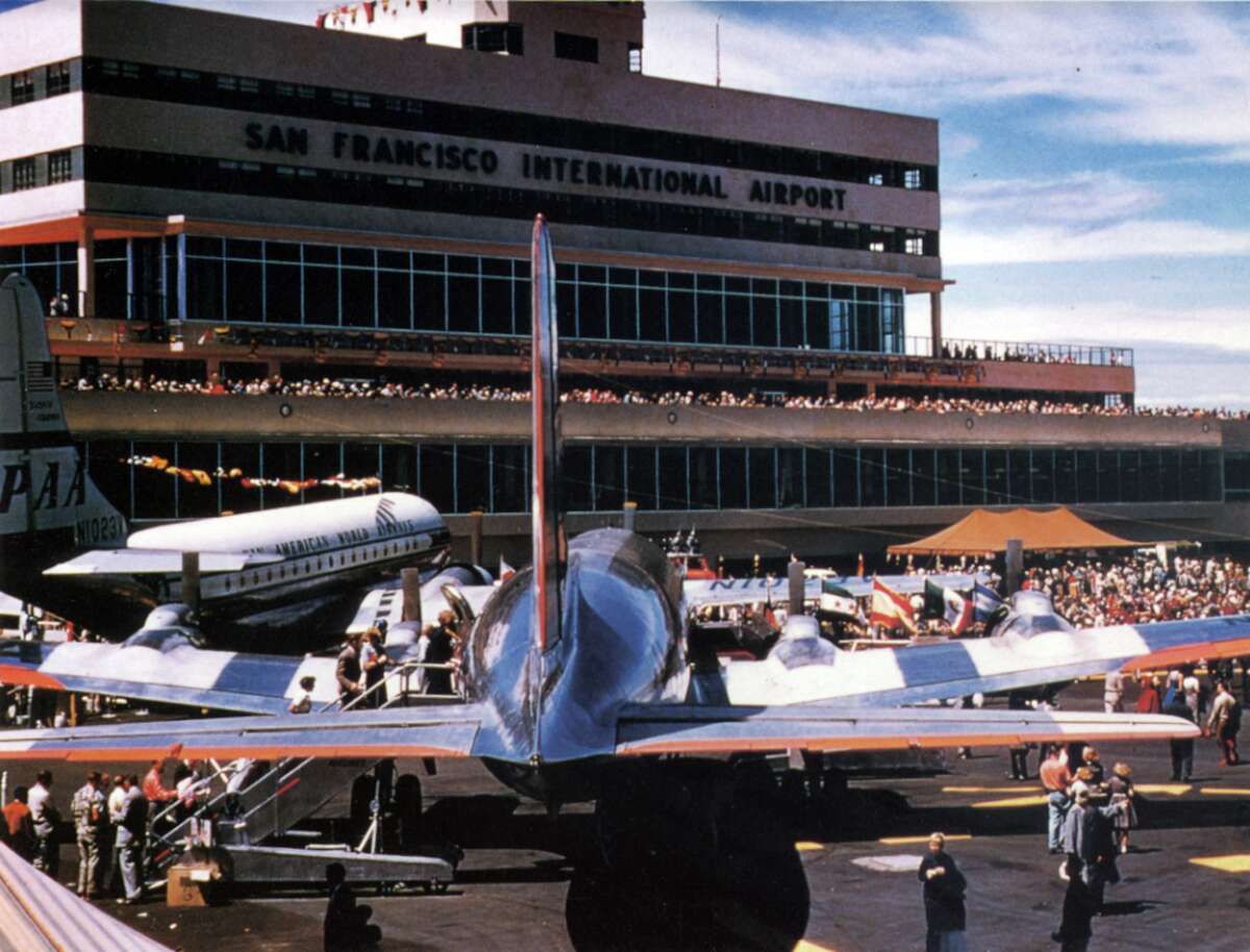 First look at SFO's spectacular new outdoor observation deck - PHOTOS