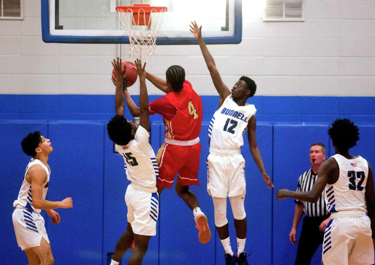 Bunnell names basketball court after former longtime AD Dave Johnson
