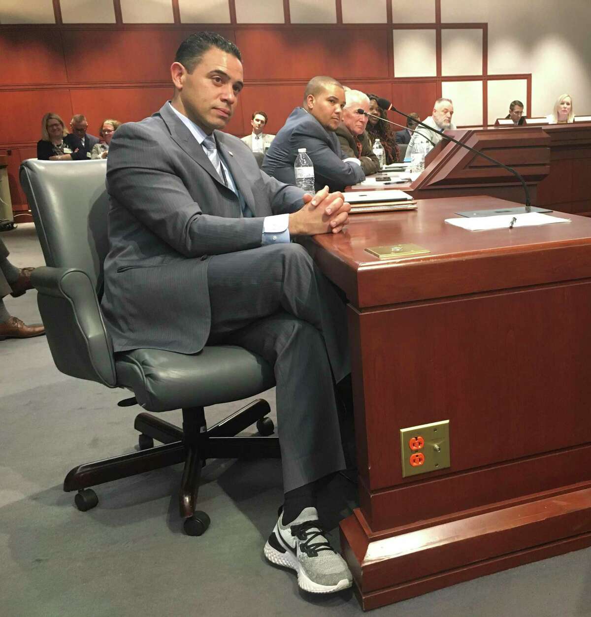 Dan Haar: Tribes say they’d build two casinos, including Bridgeport