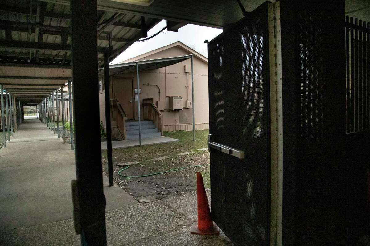 Houston ISD trustees face key vote in push for November bond election