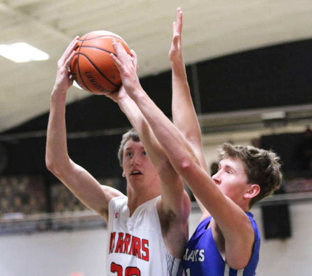 TUESDAY’S BOYS ROUNDUP: Calhoun’s Nelson goes to 1,000 in rout of Wolves