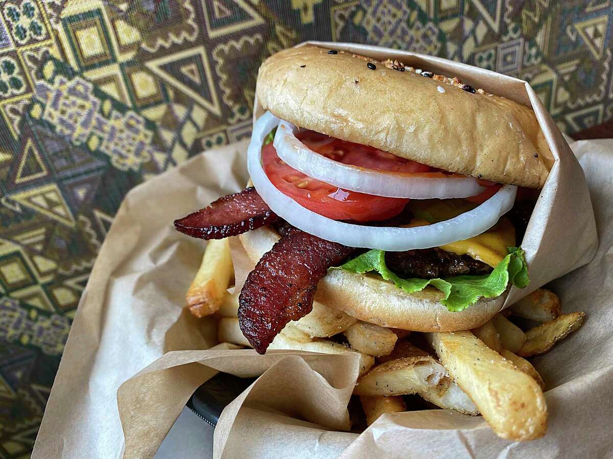 New local burger restaurant Trilogy Burger Bistro opens in Stone Oak on ...