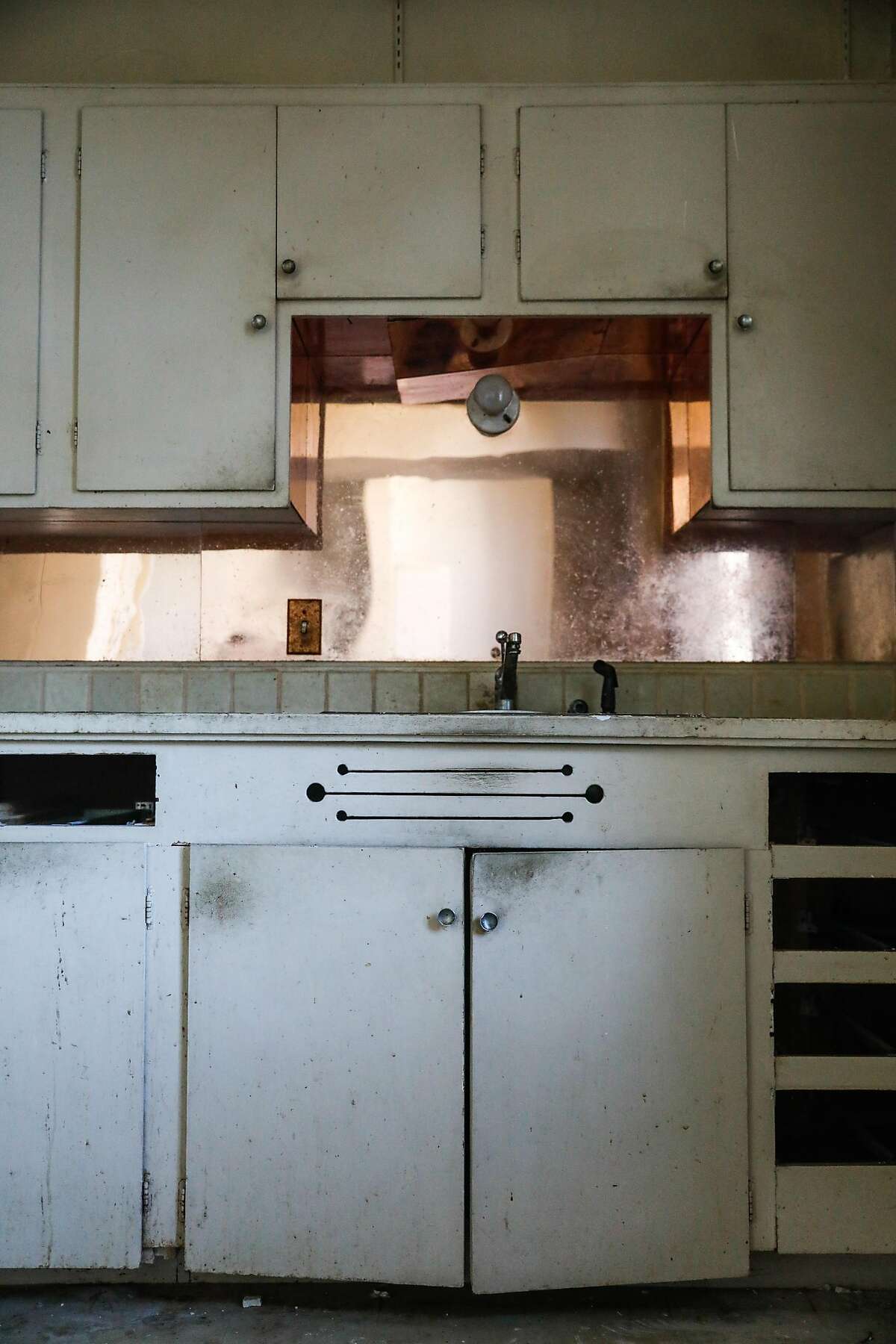 Inside the Pink Painted Lady — the $3.5 million ‘fixer-upper’