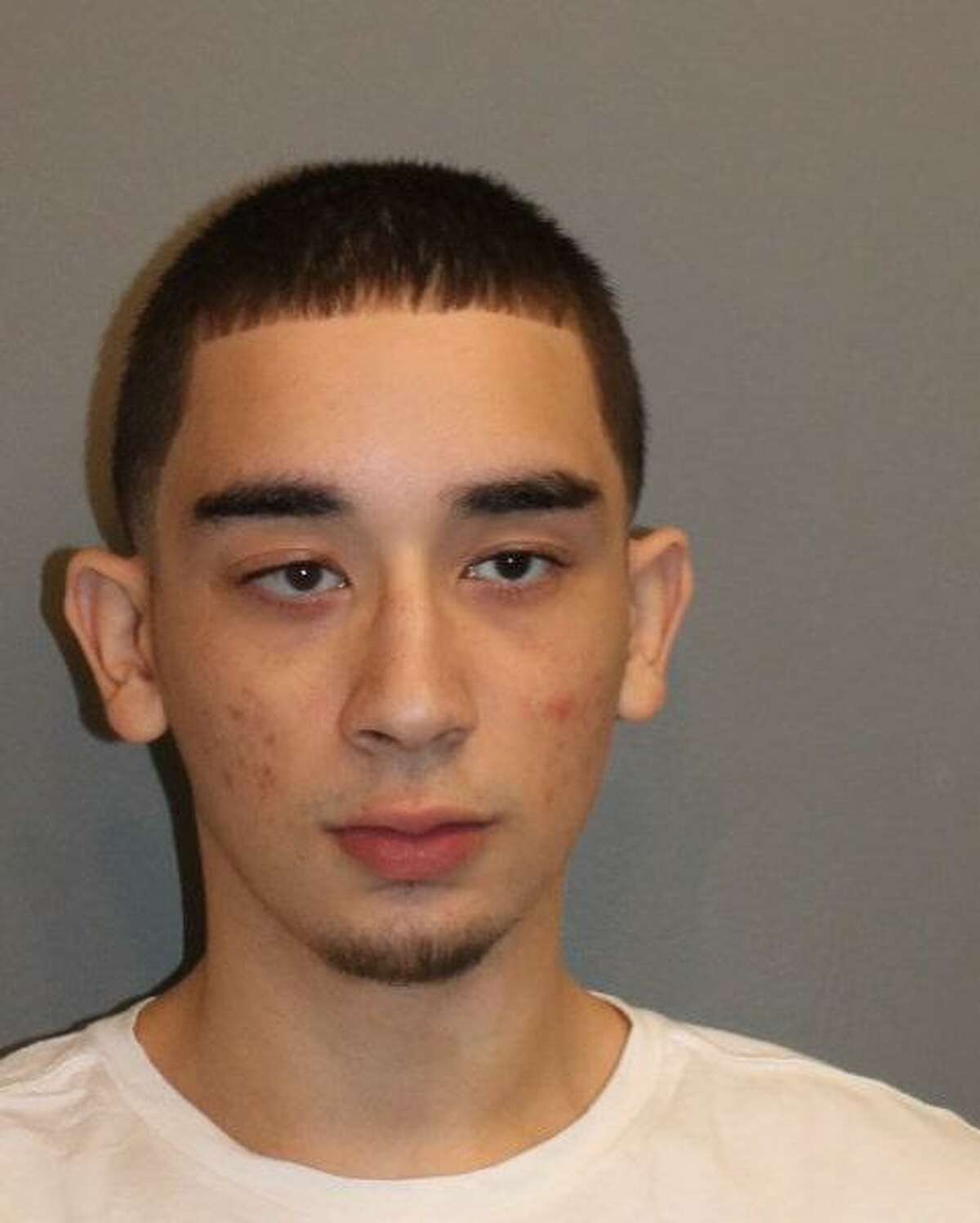 Norwalk police: NY teen used stolen identity to purchase laptops
