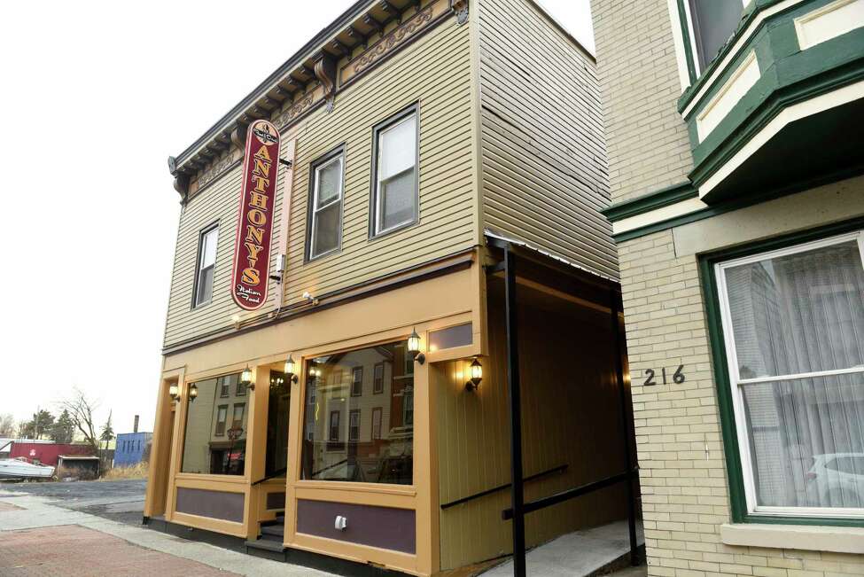 Restaurant review: Anthony's Italian