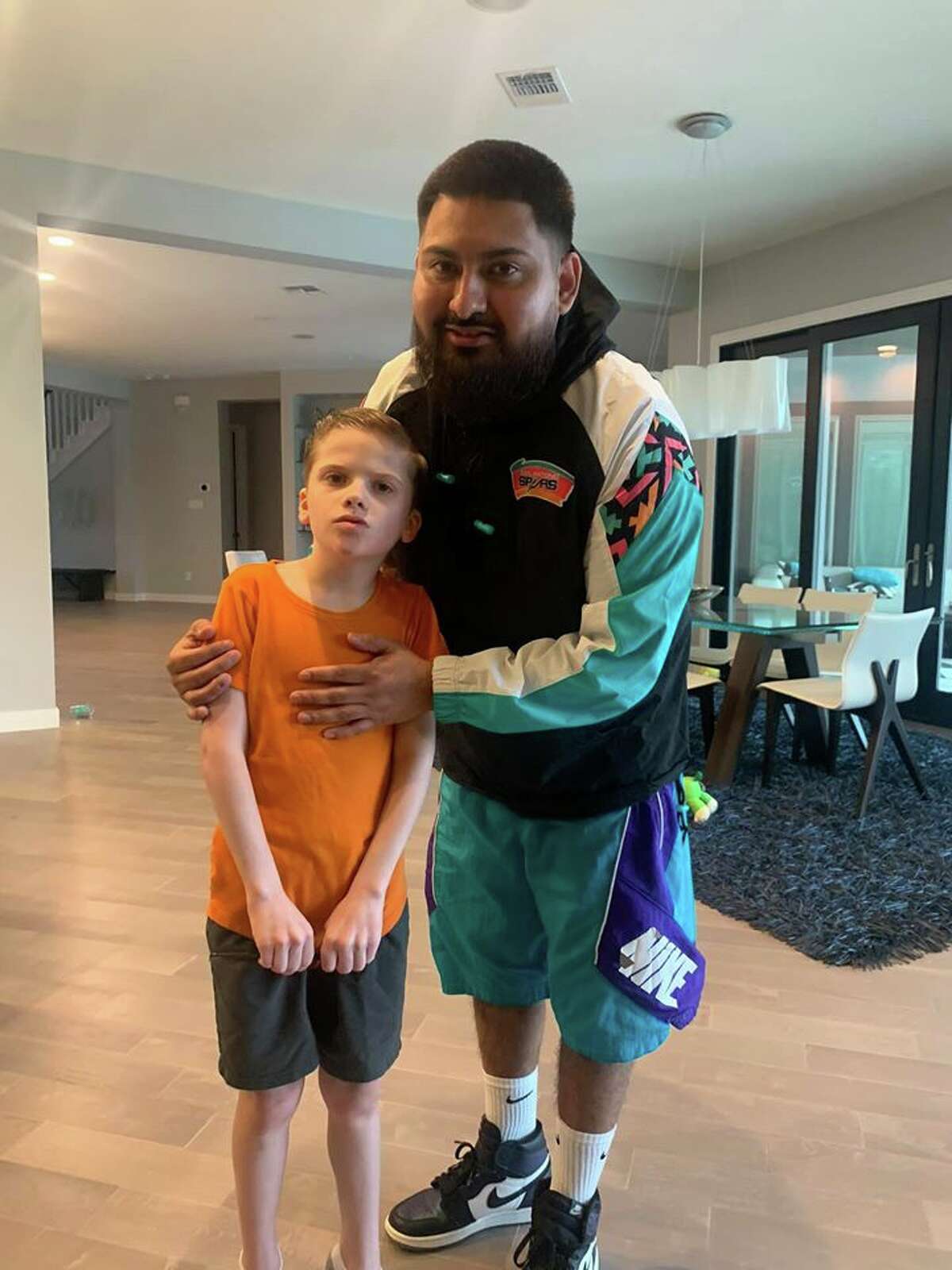 Kyle barber goes 'above and beyond' for his first autistic client, says ...