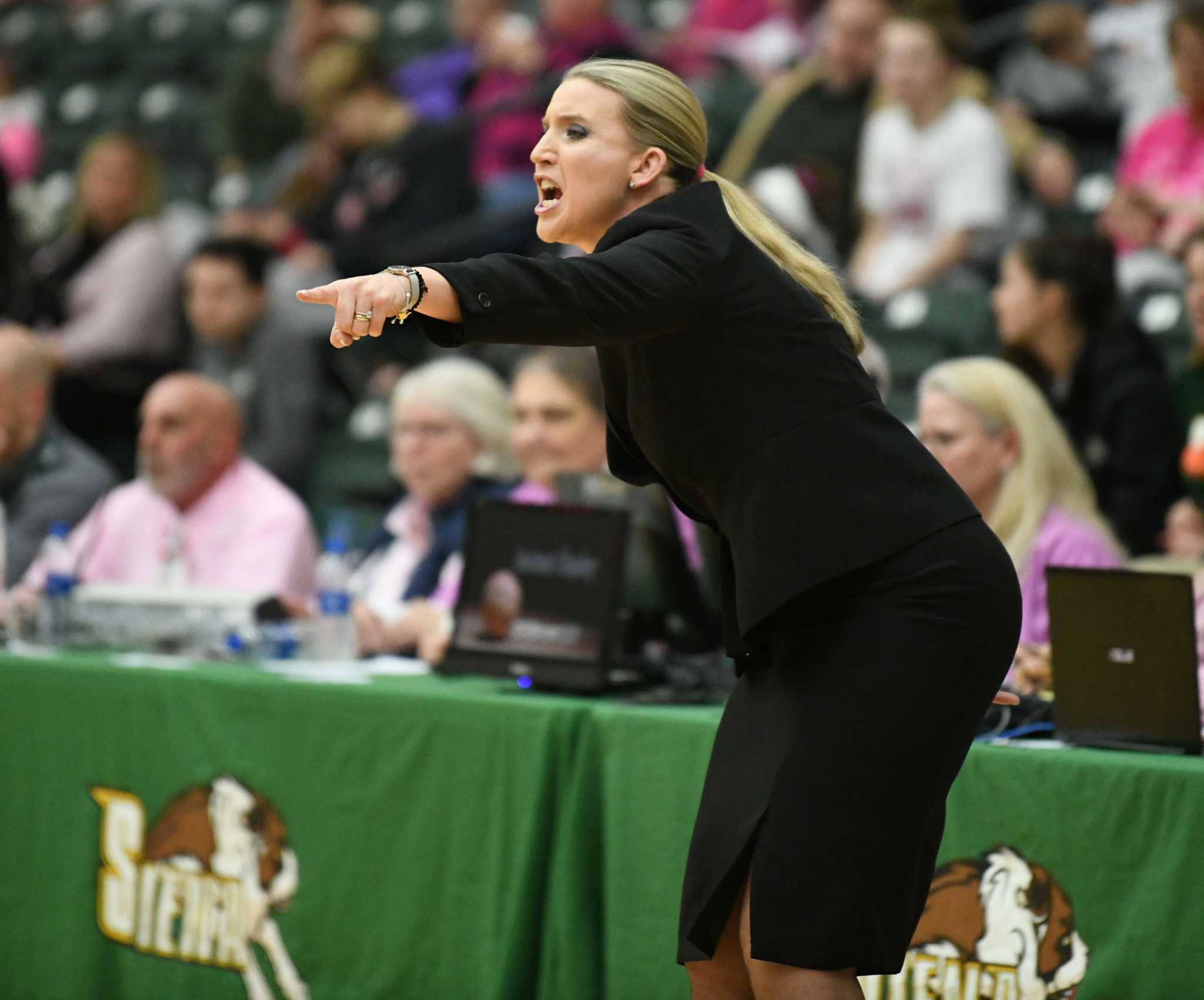 Siena women's basketball coach worried about team's mental health