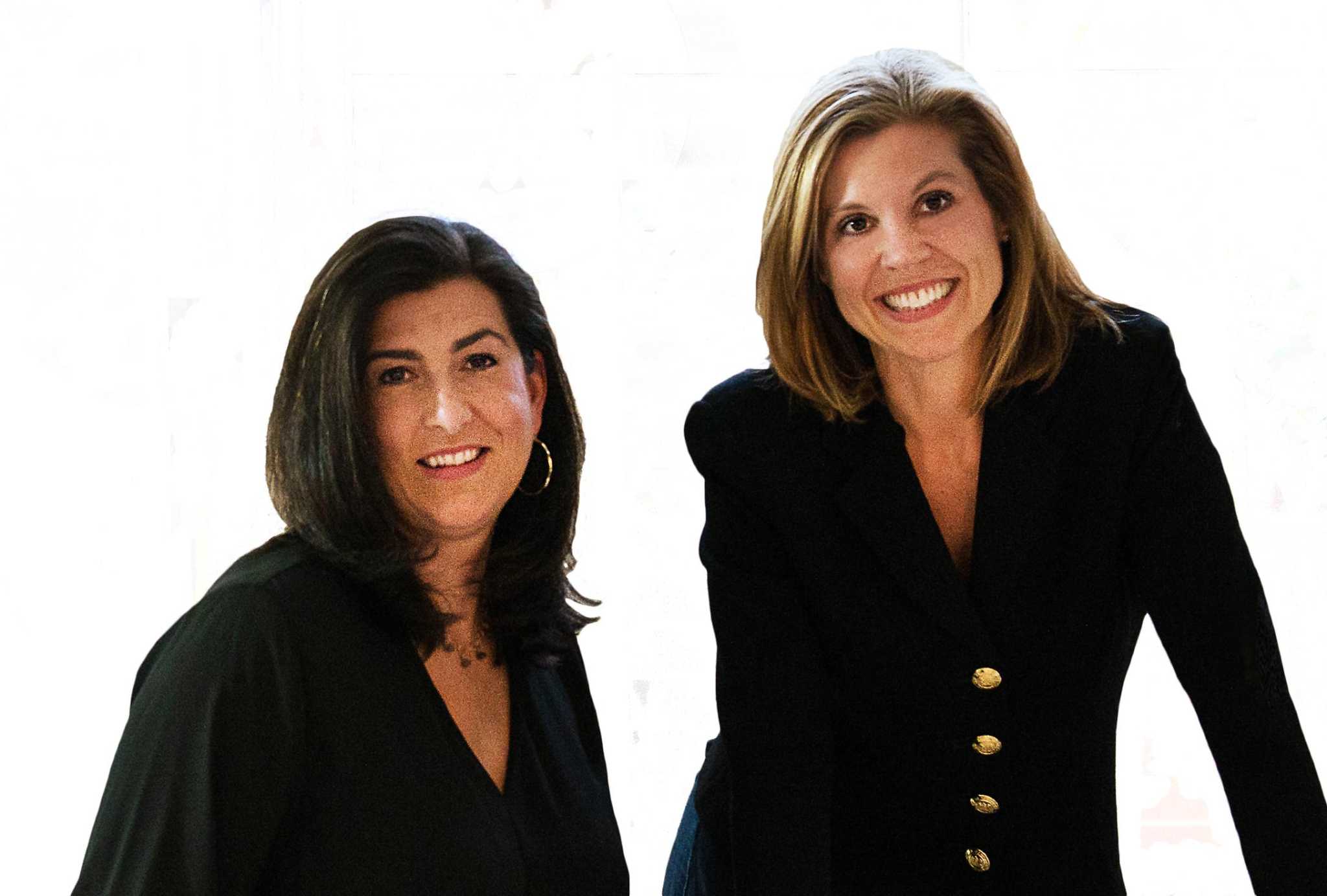 William Raveis in New Canaan announces awards for January