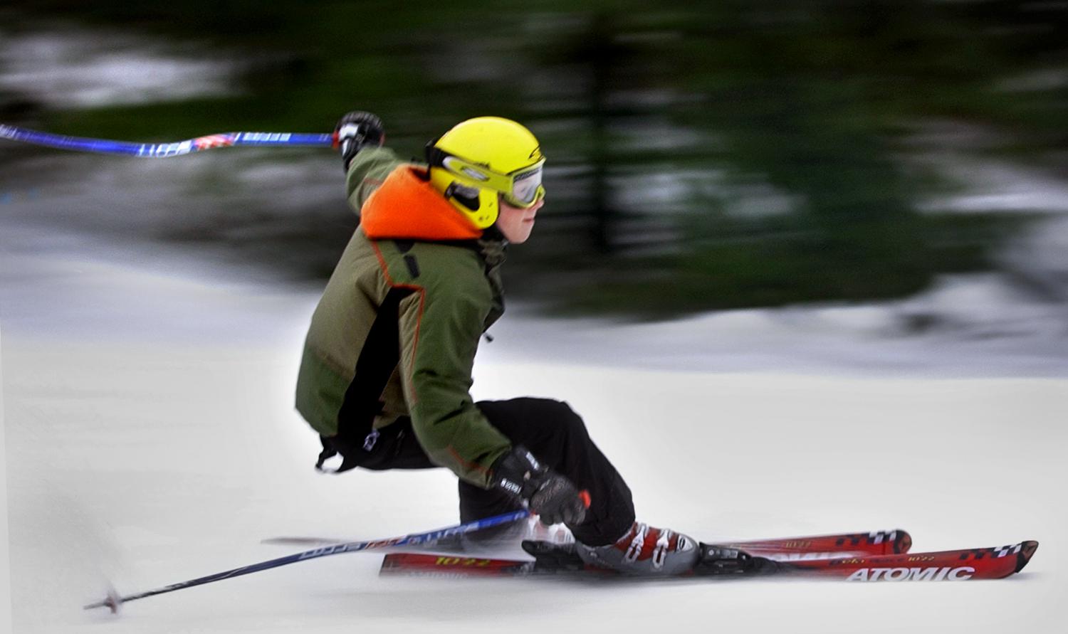 Ski Sundown welcomes skiiers for family fun race