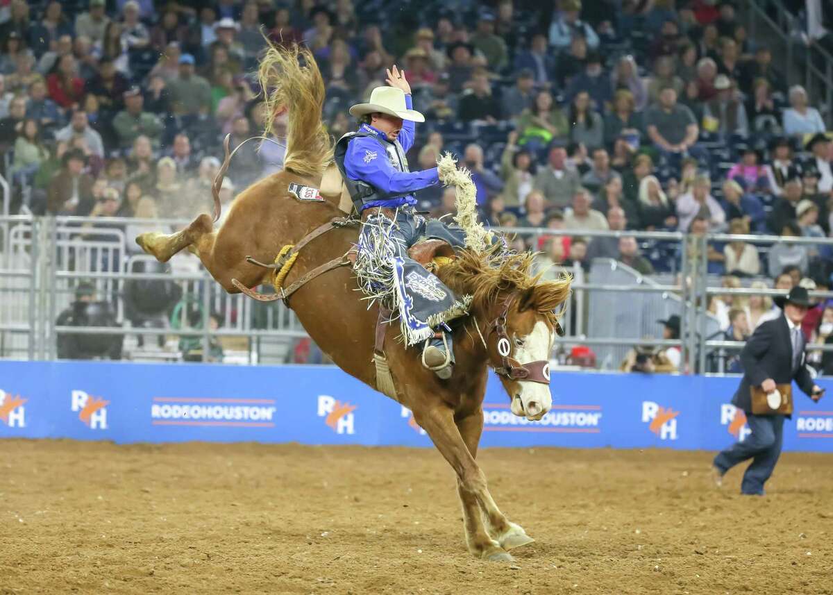 Utah’s Wright brothers give saddle-bronc riding a run for the money