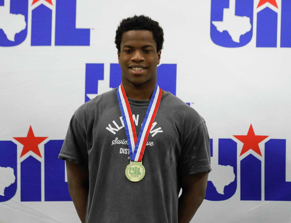 State swimming: David Oderinde leads Klein Oak to third place; Spring’s Dalton Lowe wins gold