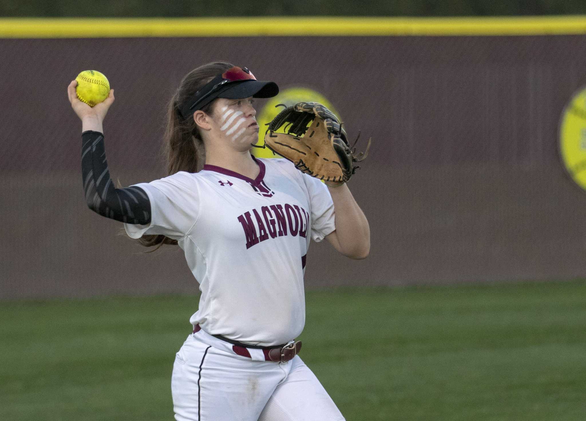 SOFTBALL ROUNDUP: Magnolia outlasts New Caney in season opener