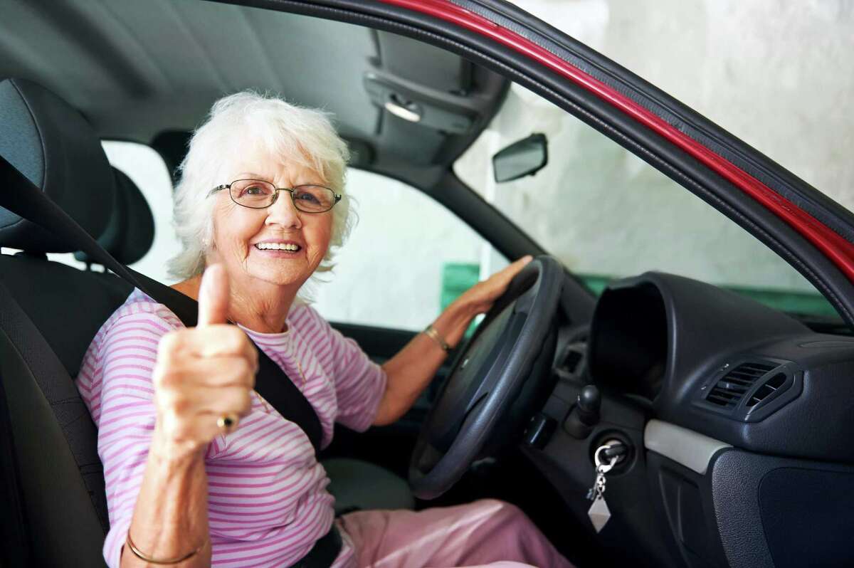 Griffin hosts AARP driving class