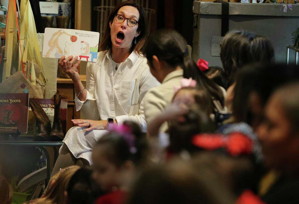 Miss Anastasia to celebrate 20 years of telling tales at The Twig Book ...