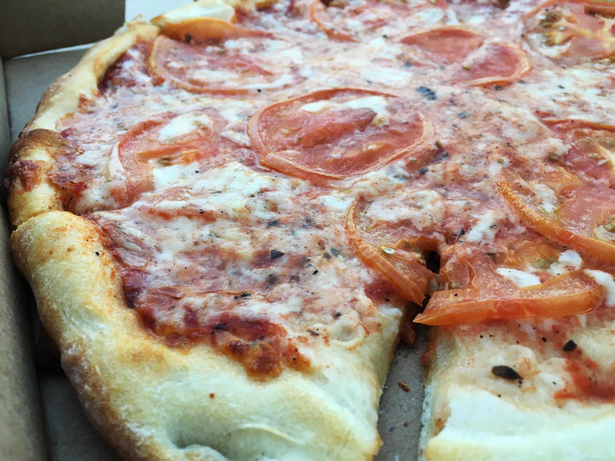 Florio's Pizza given brief review by Barstool's Dave Portnoy