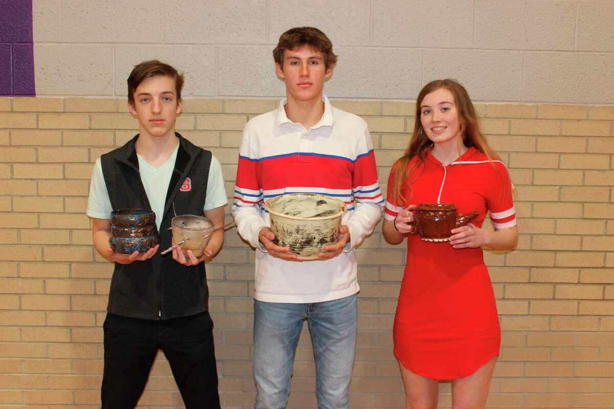 Scholastic Art Competition honors 14 Frankfort students