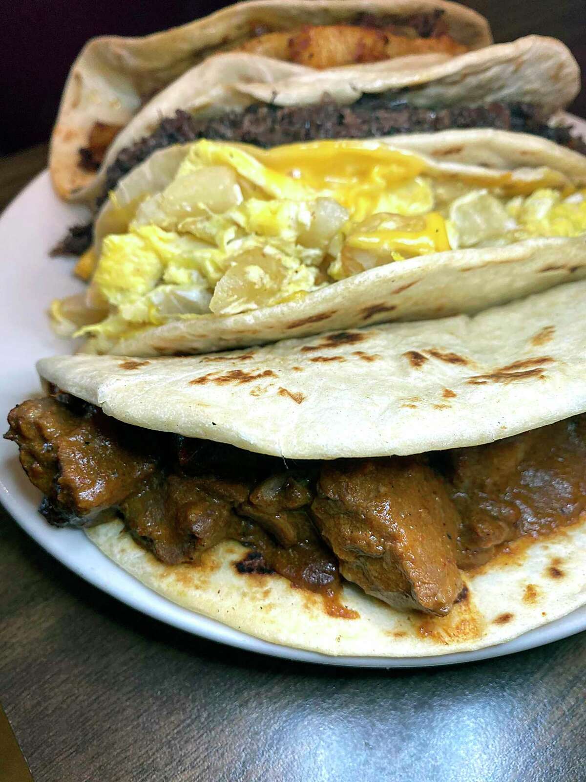 Review: New Marla Restaurant shines tiny light on vegan, Tex-Mex ...